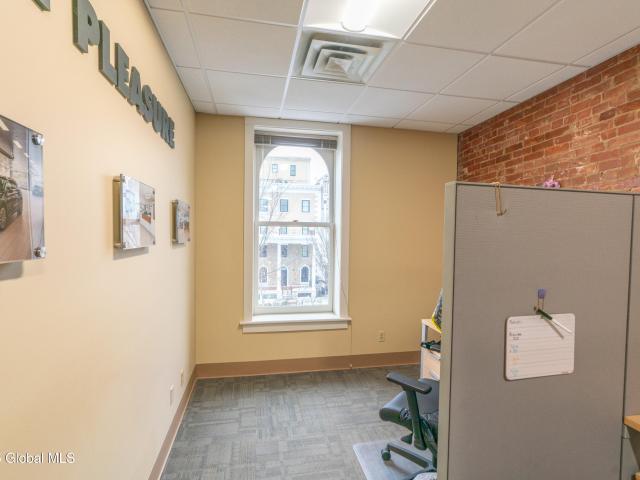 358 Broadway 307B #