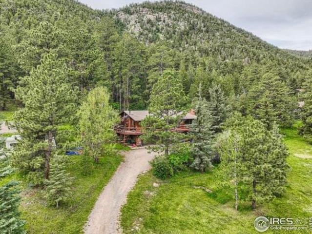 358 Deer Ln, Lyons, CO 80540