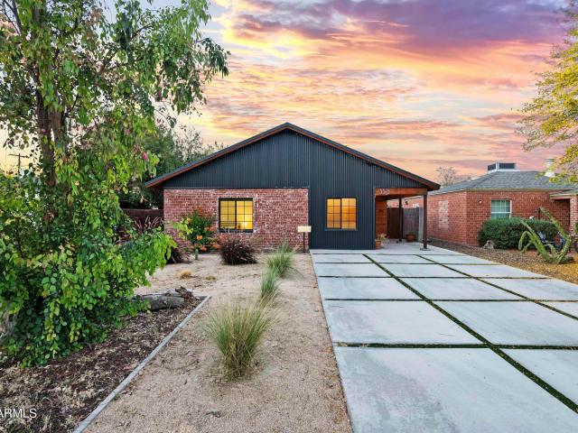 358 E Whitton Ave, Phoenix, AZ 85012 | MLS #7023 | Compass