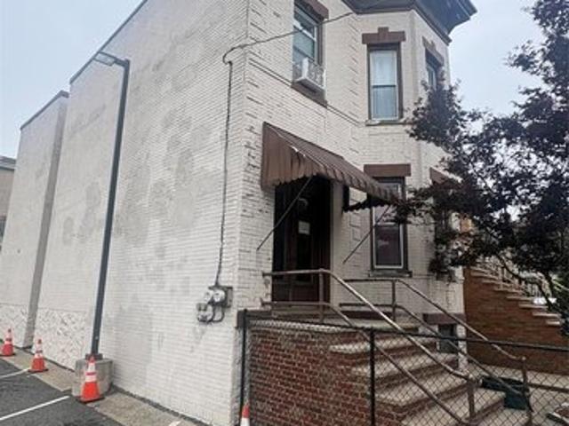 358 McKinley St, Fairview, NJ 07022