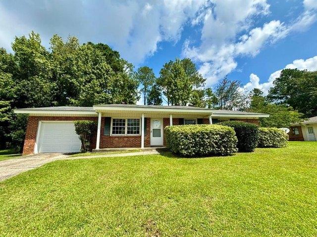 358 Parker Hills Dr, Ozark, AL 36360