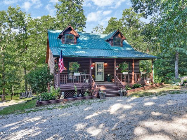 358 Red Oak Drive