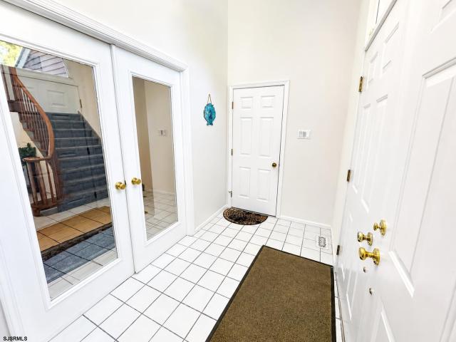 358 W Quail Dr