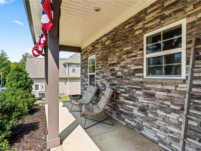 358 Windsor Trail
