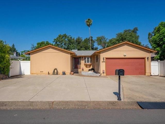 3594 Echo Rd, Redding, CA 96002