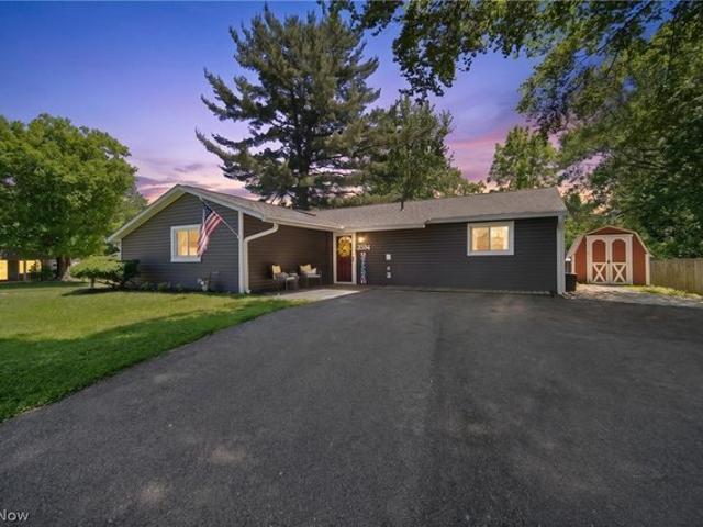 3594 Hanover Dr, Kent, OH 44240