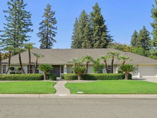 3594 W Spruce Ave, Fresno, CA 93711