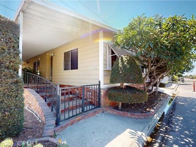 3595 Santa Fe Ave Spc 214, Long Beach, CA 90810