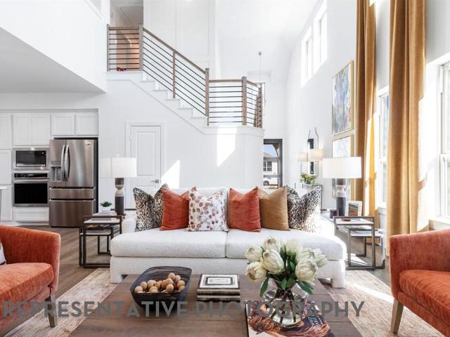 3596 Redbud Flower Trail