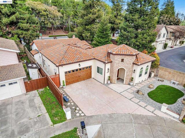 35970 Vivian Pl