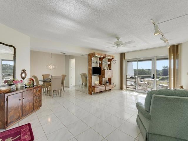 3597 Birdie Dr Apt 607, Lake Worth, FL 33467