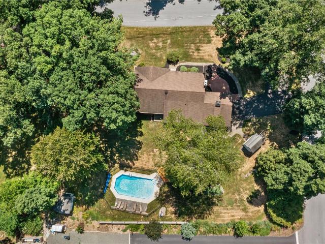 3598 Laurel Lane