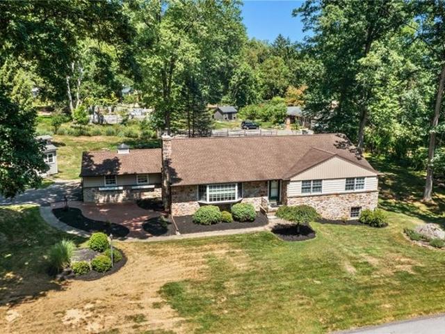 3598 Laurel Ln, Upper Saucon Township, PA 18034