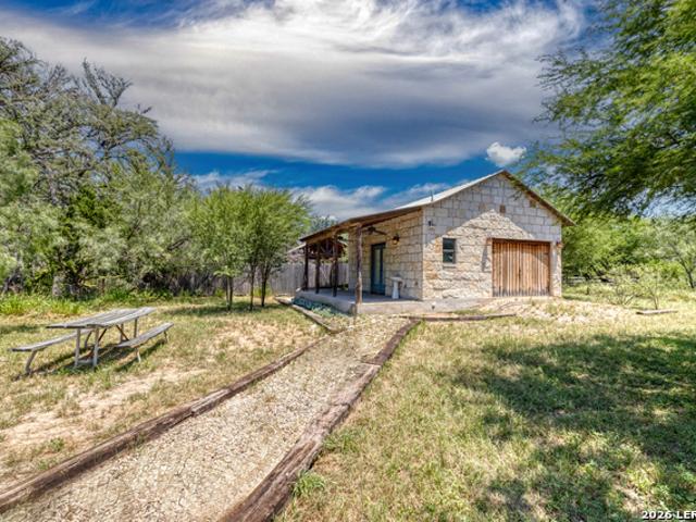 3598 Ranch Rd 1120