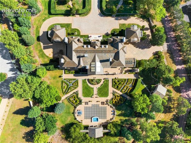 3590 Maison View