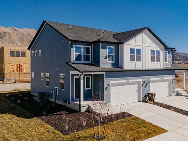 3590 N Stallion St Unit 352, Eagle Mountain, UT 84005