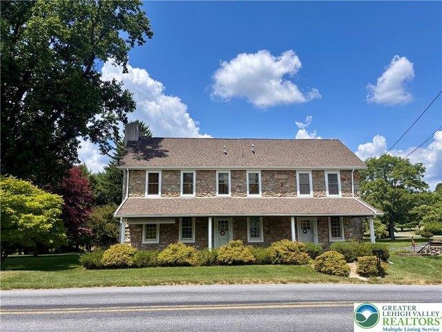 3590 Drifting Dr, Lower Saucon Township, PA 18055