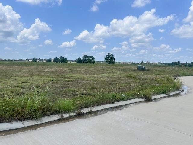 3590 Trenton Ln, Beaumont, TX 77713