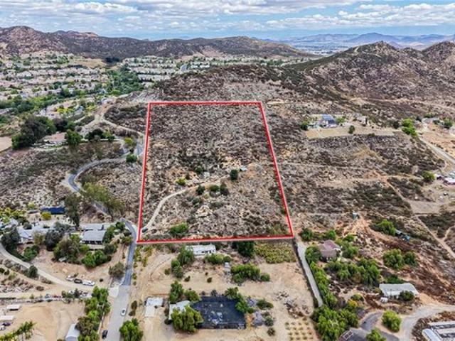 35911 Duster Rd, Murrieta, CA 92562