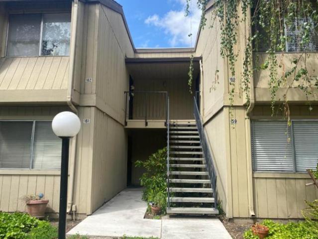 3591 N Quail Lakes Dr #161, Stockton, CA 95207