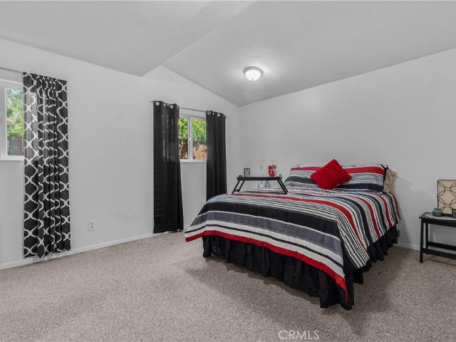 3591 Grand View