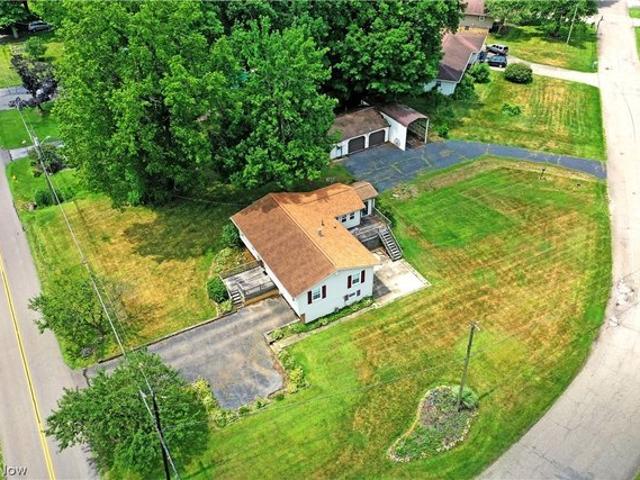 3592 Carson Salt Springs Rd, Newton Falls, OH 44444