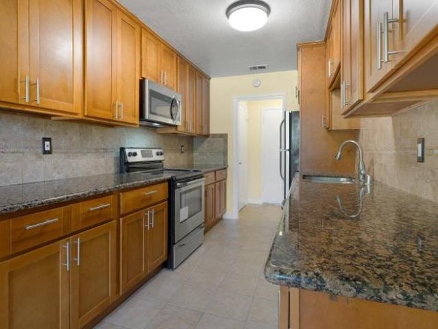 3592 Payne Ave 6, San Jose, CA 95117