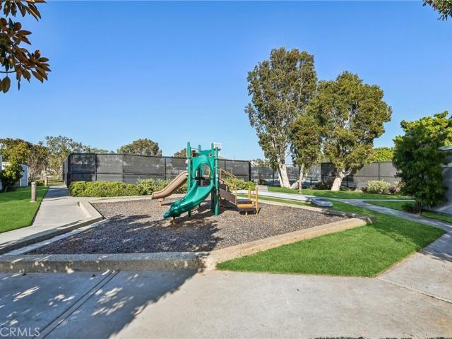 3592 Windspun Dr, Huntington Beach, CA 92649 | MLS #OC26025