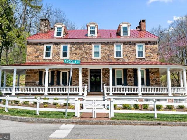 3593 Arcola Rd, Collegeville, PA 19426