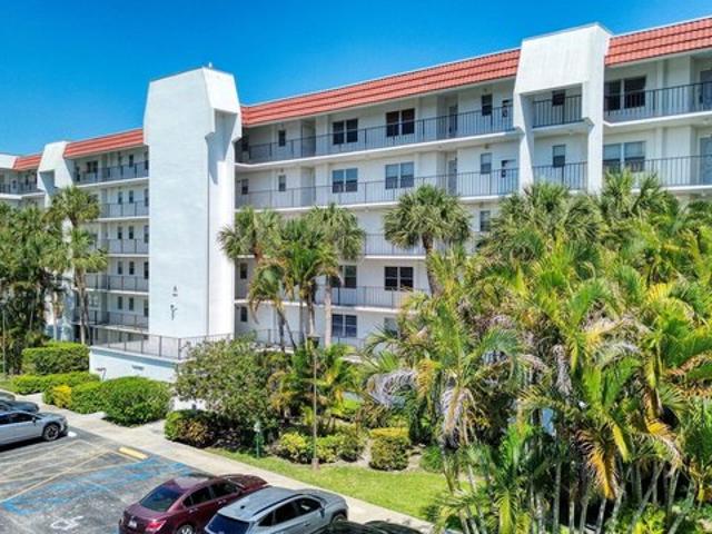 3593 Birdie Dr Apt 203, Lake Worth, FL 33467