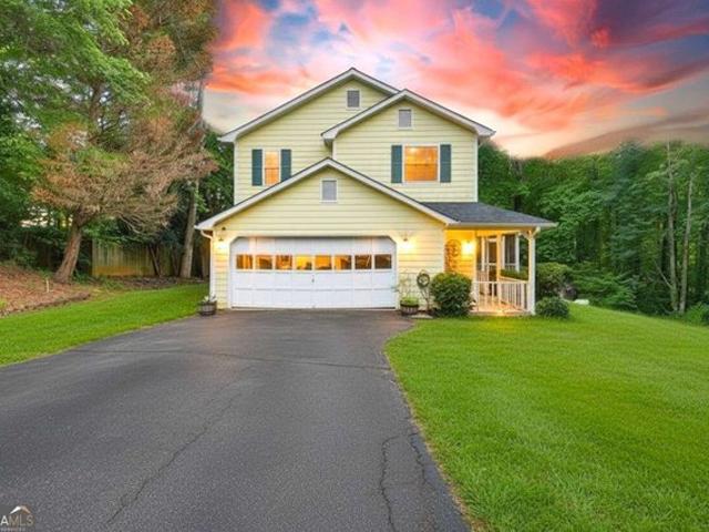 3593 Brenda Ct, Douglasville, GA 30135
