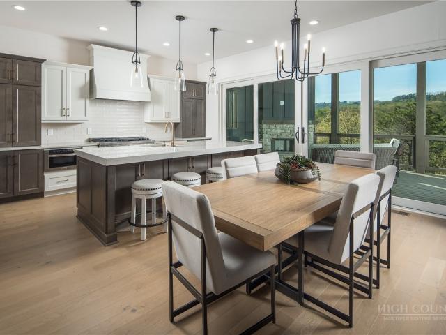359 Calico Court