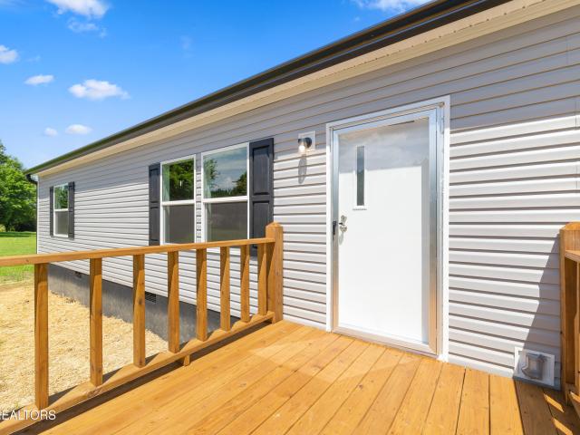 359 Clearwater Rd