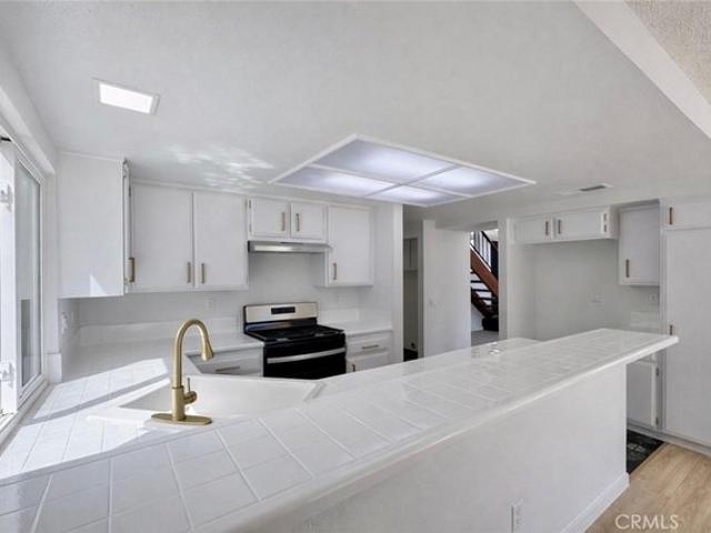 359 Bahia St, Perris, CA 92571