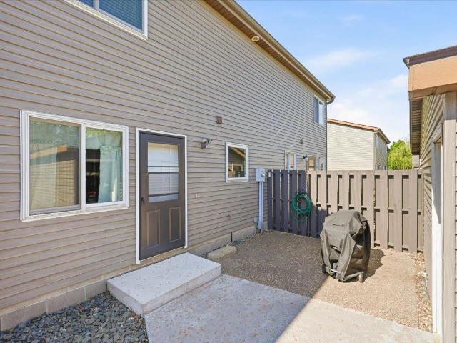 359 Odanah Avenue # 1C