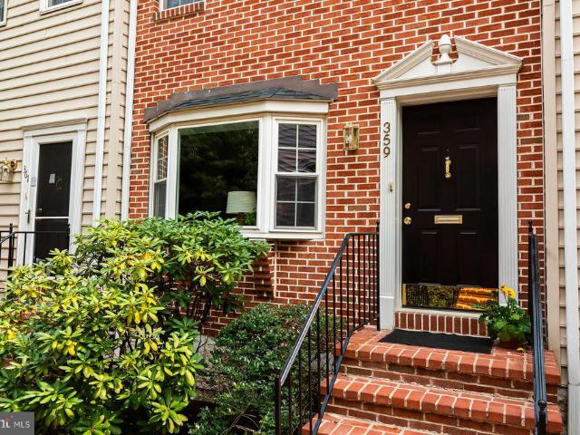 359 N Arch Street