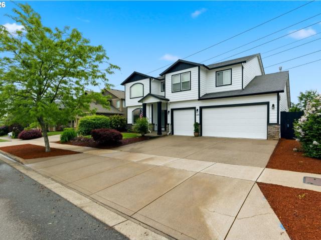 359 nw eagle feather st