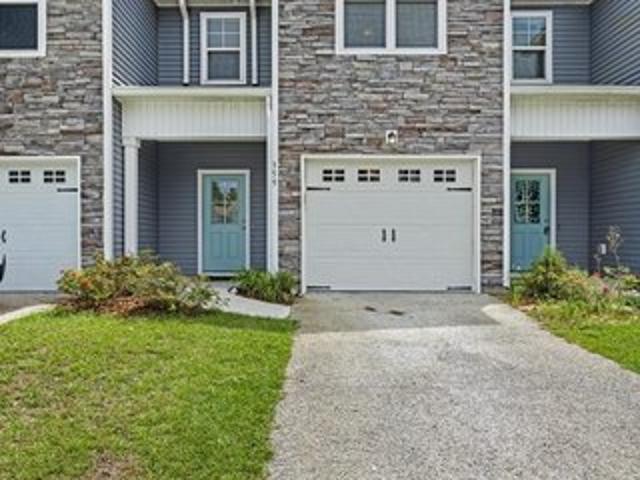359 S Stingray Ln, Sneads Ferry, NC 28460