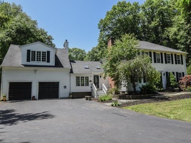 359 SE Main St, Douglas, MA 01516