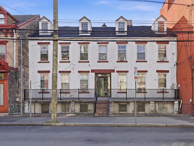 359 Palisade Ave # 2L