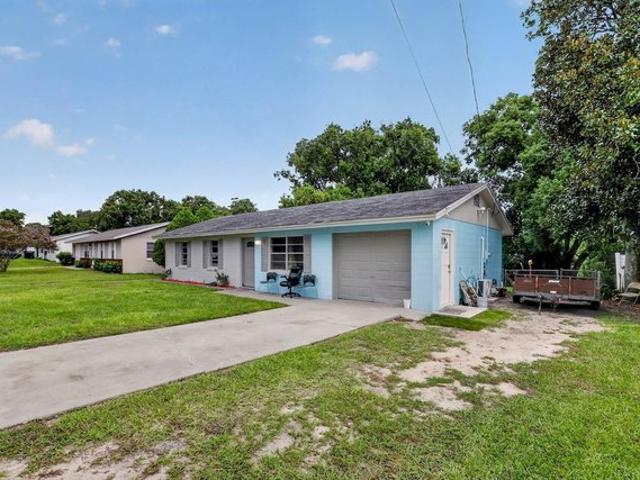 359 W Lansdowne Ave, Orange City, FL 32763