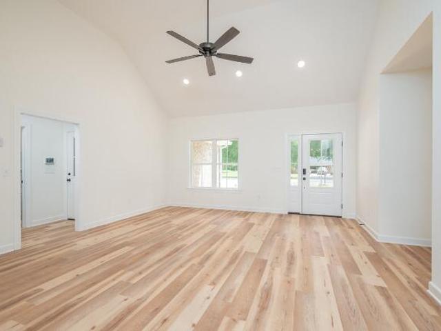 359 Troy Ln
