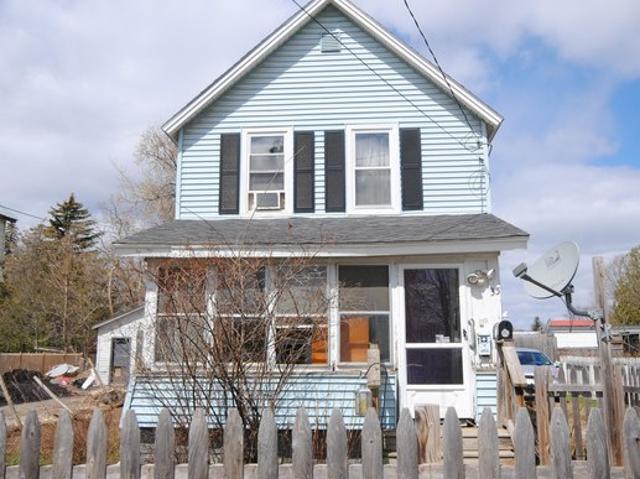 35 4th St, Swanton, VT 05488