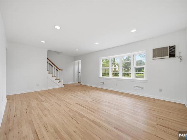 35 02 Linwood Road