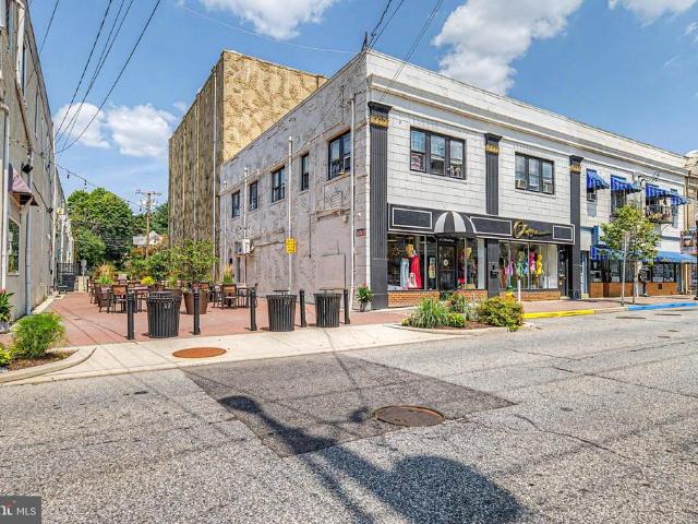 35 37 S Broadway