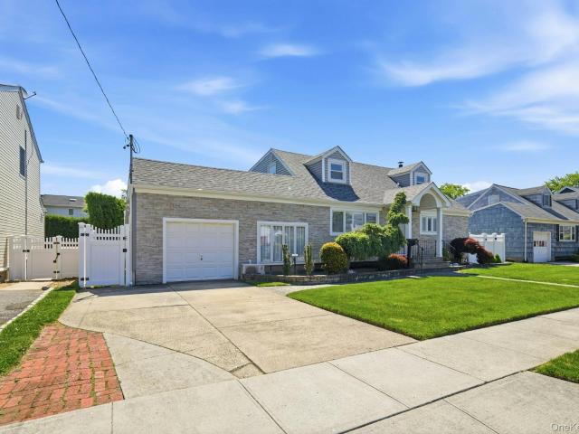 35 3rd Avenue