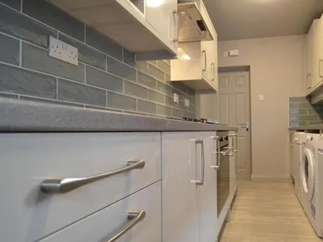 35 Teignmouth Road, Stirchley, B29 7BA, United Kingdom | 6 bed townhouse for rent #135137243 | Rentberry