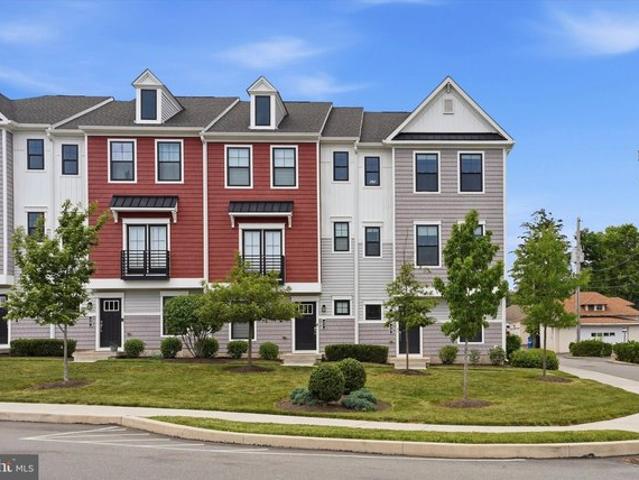 35 Third Ave, Collegeville, PA 19426