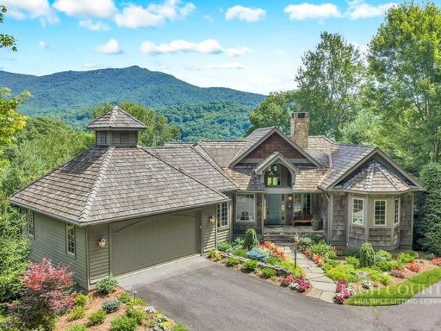 35 Valley Vista Ct, Banner Elk, NC 28604