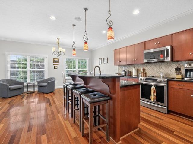 35 W Frankfort St, Columbus, OH 43206